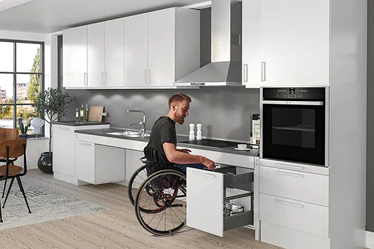 Enhancing Accessibility in the Kitchen : Exploring Worktop Lifts - Help ...